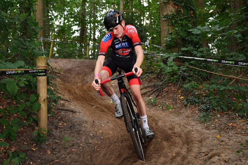 Niels Ceulemans naar EK veldrijden: “Op en neer in seizoenbegin, maar ...