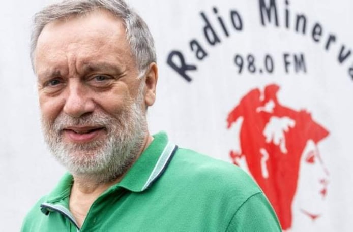 Achter de schermen bij Radio Minerva: “Als we drie Duitse nummers na ...