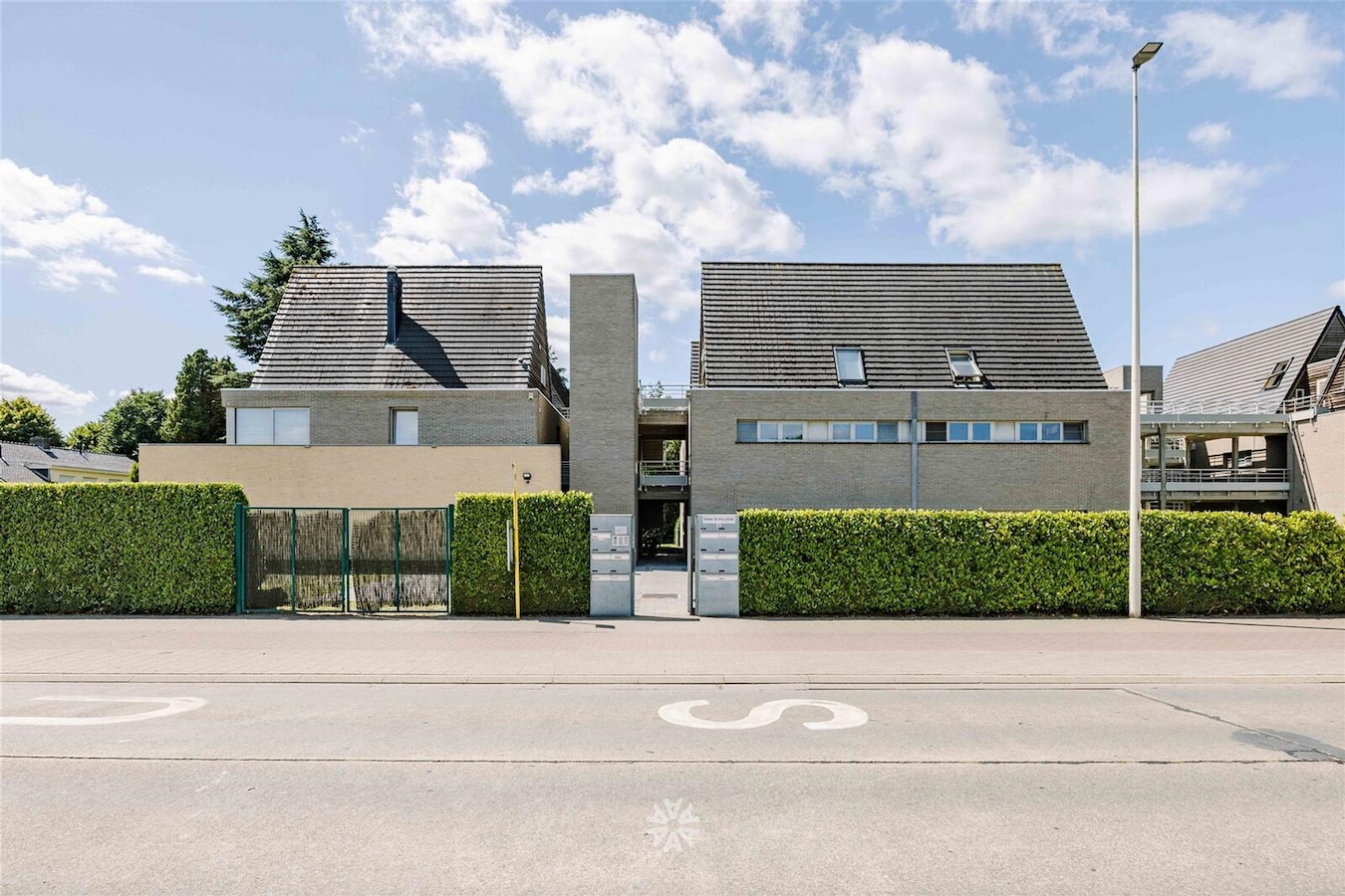 HUIZENJACHT. De Pinte, gegeerd en dicht bij Gent: “Villa’s van meer dan een miljoen? Je vindt ze ...