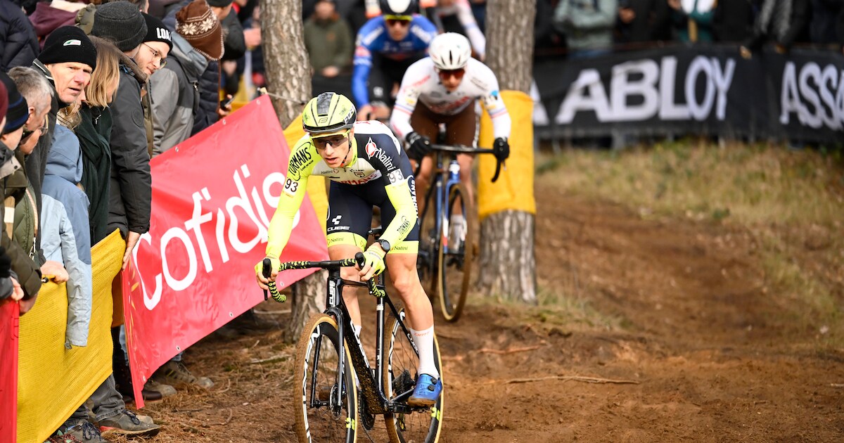 Quinten Hermans rijdt nog twee crossen voor Tormans en wisselt dan van ...