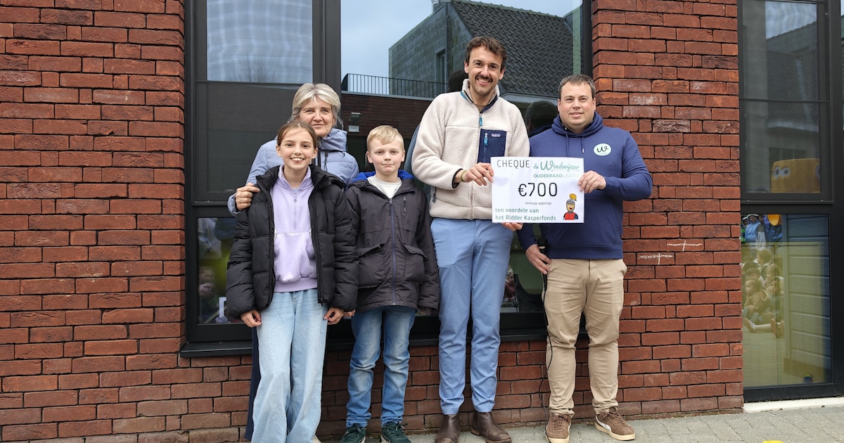 Ouderraad De Windwijzer Laarne overhandigt cheque aan het Ridder ...
