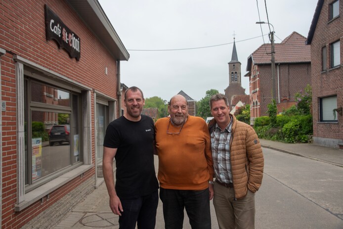 Tijs treedt in de voetsporen van mama Anita in Café Sint-Elooi en papa ...
