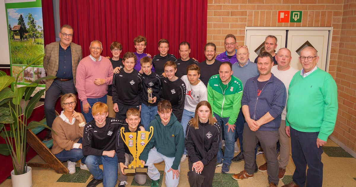 Sportraad huldigt samenwerking tussen SK Rita Berlaar en KFC Heikant ...