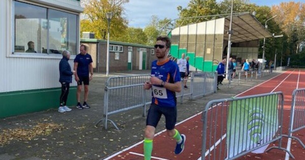 Belg De Muyt loopt na val van oud-winnaar ontspannen naar de winst in ...