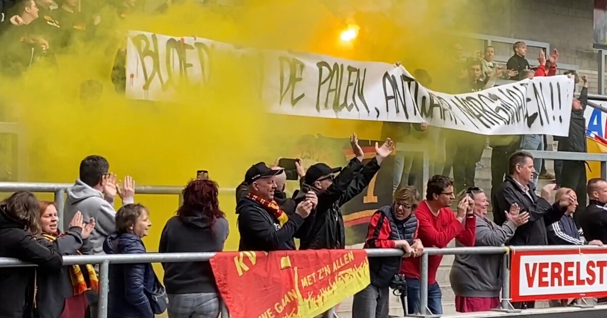 En ze zijn vertrokken… Malinwafans wuiven hun spelers uit | Mechelen ...