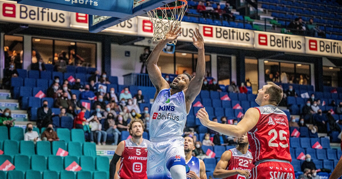 Coach Luc Smout en Antwerp Giants sneuvelen in Bergen (83-71): “Op het ...