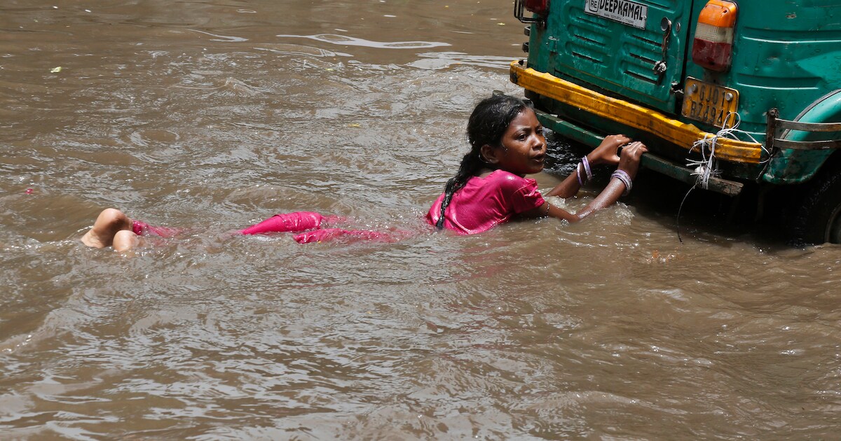 Tienduizenden op de vlucht voor moessonregens in India: al 225 doden ...