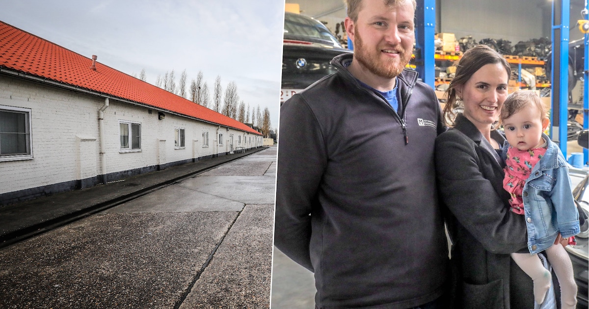 Matthias (35) werkte en woonde met zijn gezin twee jaar naast ...