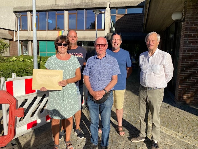 Inwoners Vogeltjeswijk verzamelen handtekeningen tegen ...
