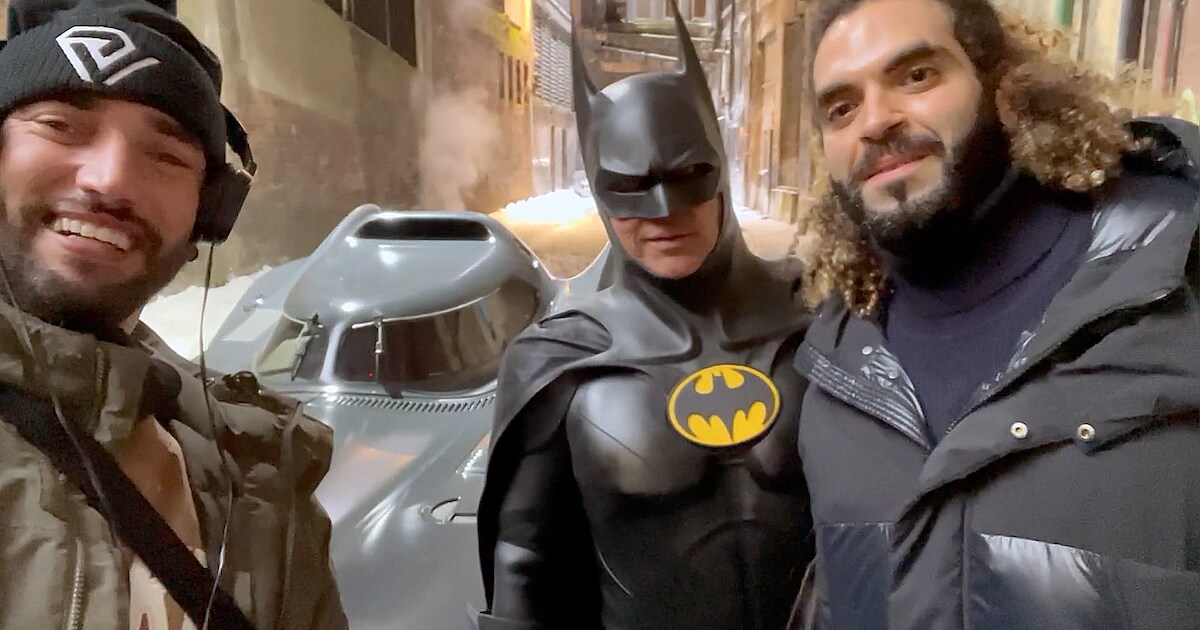 KIJK. Beelden van Adil en Bilall met ‘Batman’-held Michael Keaton ...