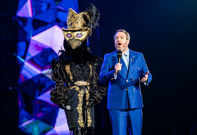 Waarom Belle Perez, ontmaskerd in ‘The Masked Singer in Concert’, niet ...
