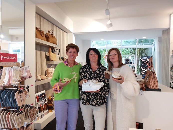 Bonne Shoe Waarschoot neemt na 44 jaar afscheid van trouwe werkkracht ...