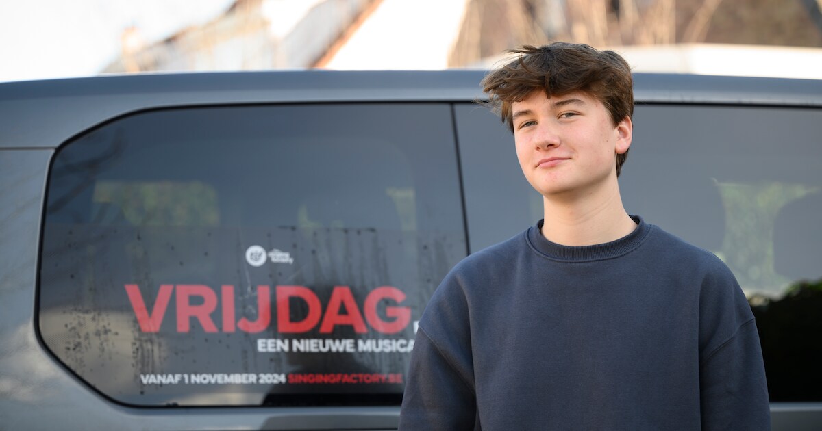 Louis (13) strikt rol in bijzondere musical ‘Vrijdag’: “Ik doe niets ...