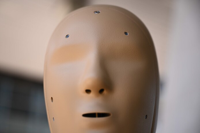 Opwarmen met ANDI: deze zwetende robot helpt mensen hittegolven te ...