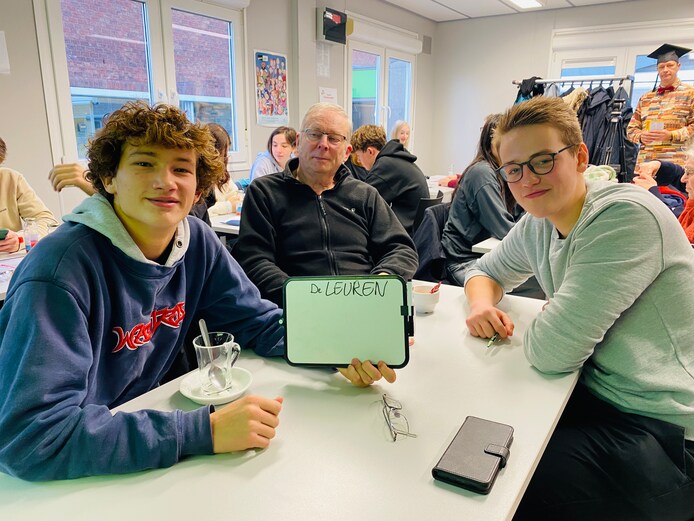 Senioren en jongeren op taalstage tijdens Week van het Gents: quiz met ...