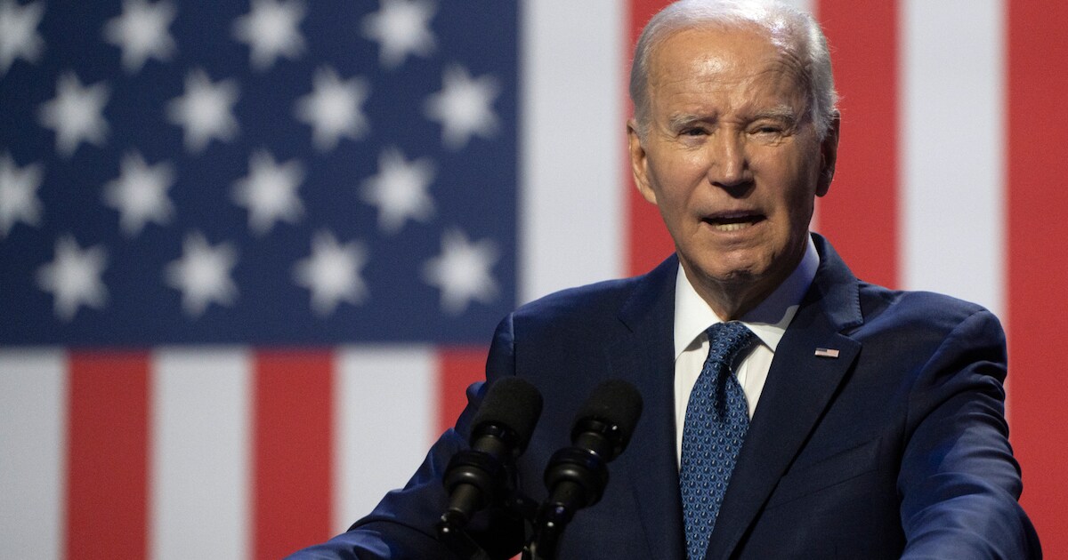 KIJK. Biden laat zich niet doen wanneer klimaatactivist zijn speech ...