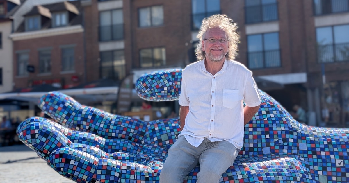 Kunstwerk ‘Uitgestoken Hand in het Hart van Zele’ officieel ingehuldigd ...