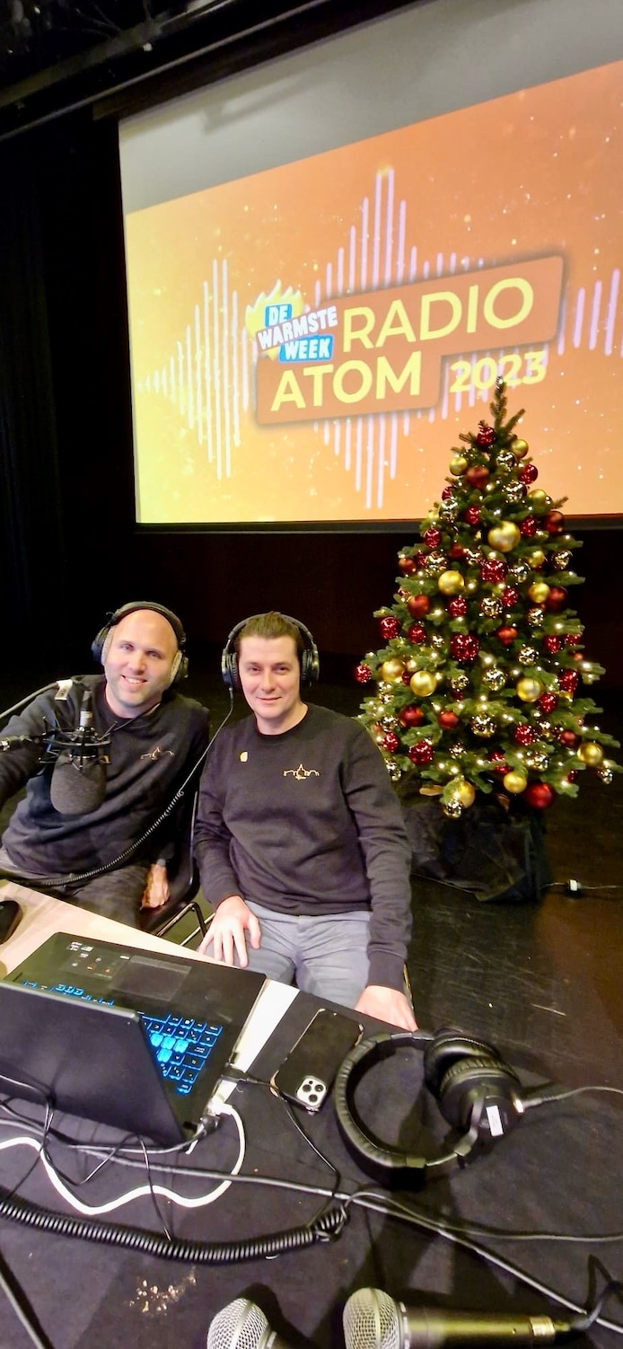 Radio Atom brengt 3.250 euro op voor De Warmste Week: “Meer dan zes uur ...