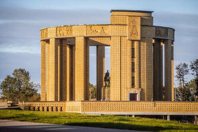 Stormloop op tickets voor historisch lichtspektakel Waar Water Was: “We bouwen speciaal twee ...