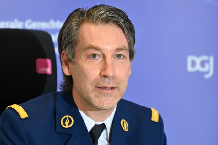 Antwerpse politiebaas over drugsoorlog: "Drugsmaffia komt zelfs tot in ...