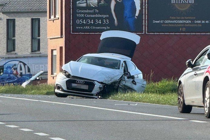 Bestuurder die dodelijk ongeval veroorzaakte in Moerbeke aangehouden ...