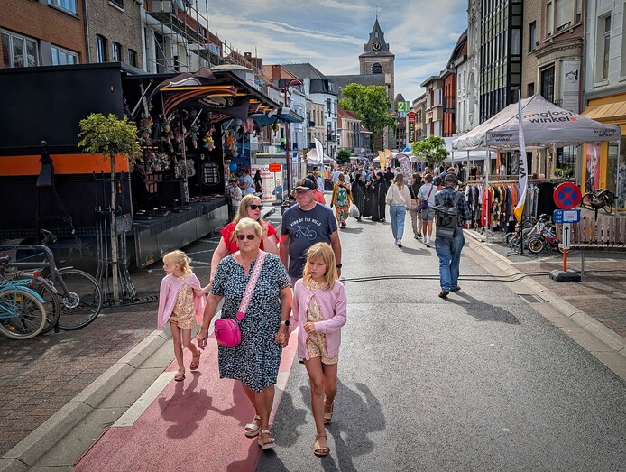 Wieltjesfeesten 2025 doen Menen weer bruisen: “Meer kraampjes, een veiligheidsdorp en zelfs een ...