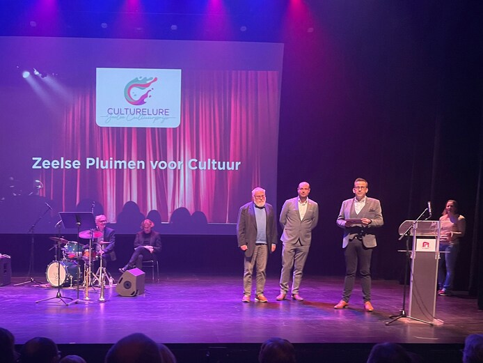 Stijn De Paepe postuum geëerd met Cultuurprijs | Zele | hln.be