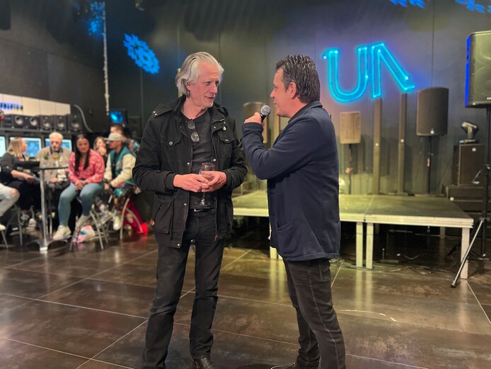 Guy Swinnen stelt nieuwe singel ‘Straight Up’ voor in primeur: “Mensen ...