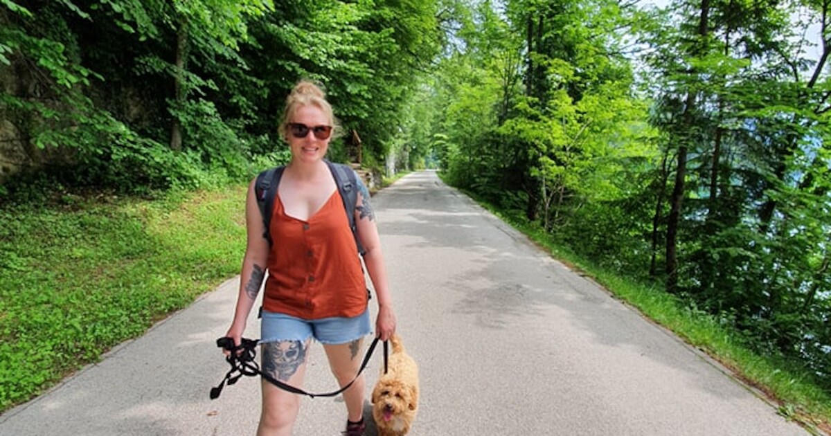 Sielke (30) stapt 101 kilometer voor het goede doel | Lievegem | HLN.be