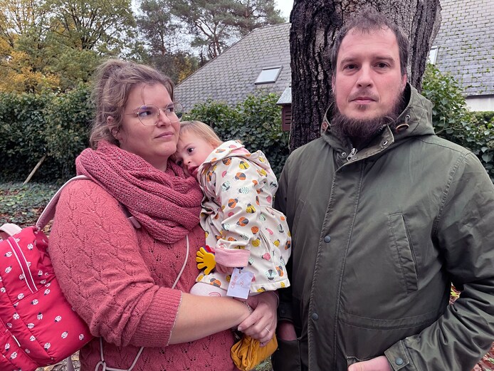 Ouders met de handen in het haar nu vestigingen Mippie en Moppie dicht ...