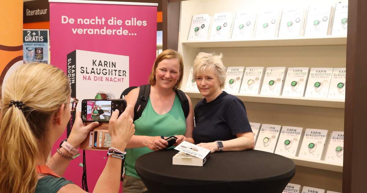 Amerikaanse schrijfster Karin Slaughter trakteert fans op foto en ...