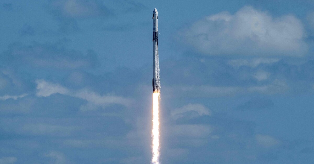 Nieuwe bemanning ISS veilig gearriveerd in ruimtestation | Wetenschap ...