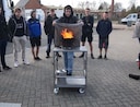 Leiders van jeugdverenigingen leren brandjes blussen | Foto | hln.be
