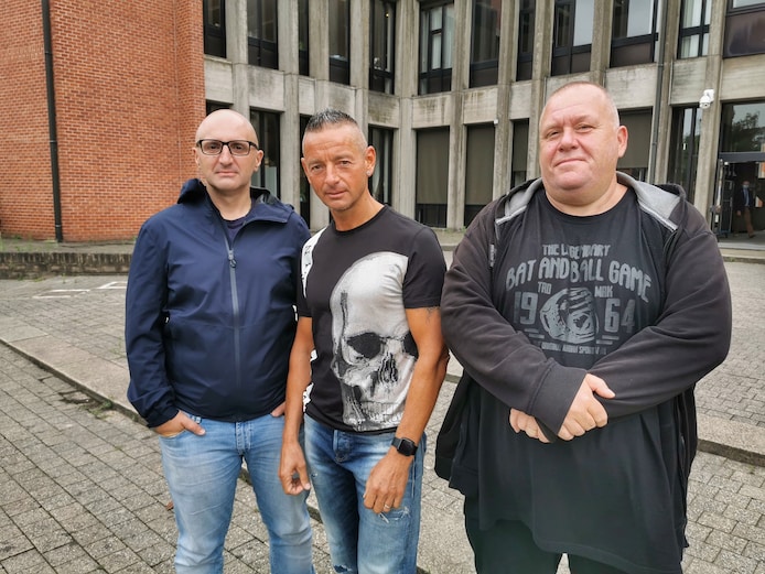 Dit is Izyaur Mutaliev, de kooivechter die cipiers doet sidderen van angst: “Macht en controle ...