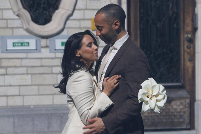 Sammy Mahdi en Nawal Farih zijn getrouwd, maar behouden elk eigen ...