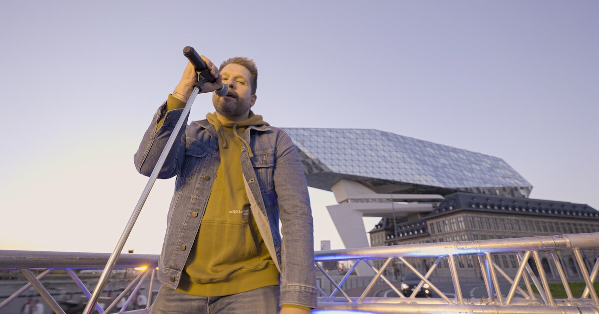 Dimitri Vantomme van Bonaparte brengt ode aan Antwerpen in videoclip ...