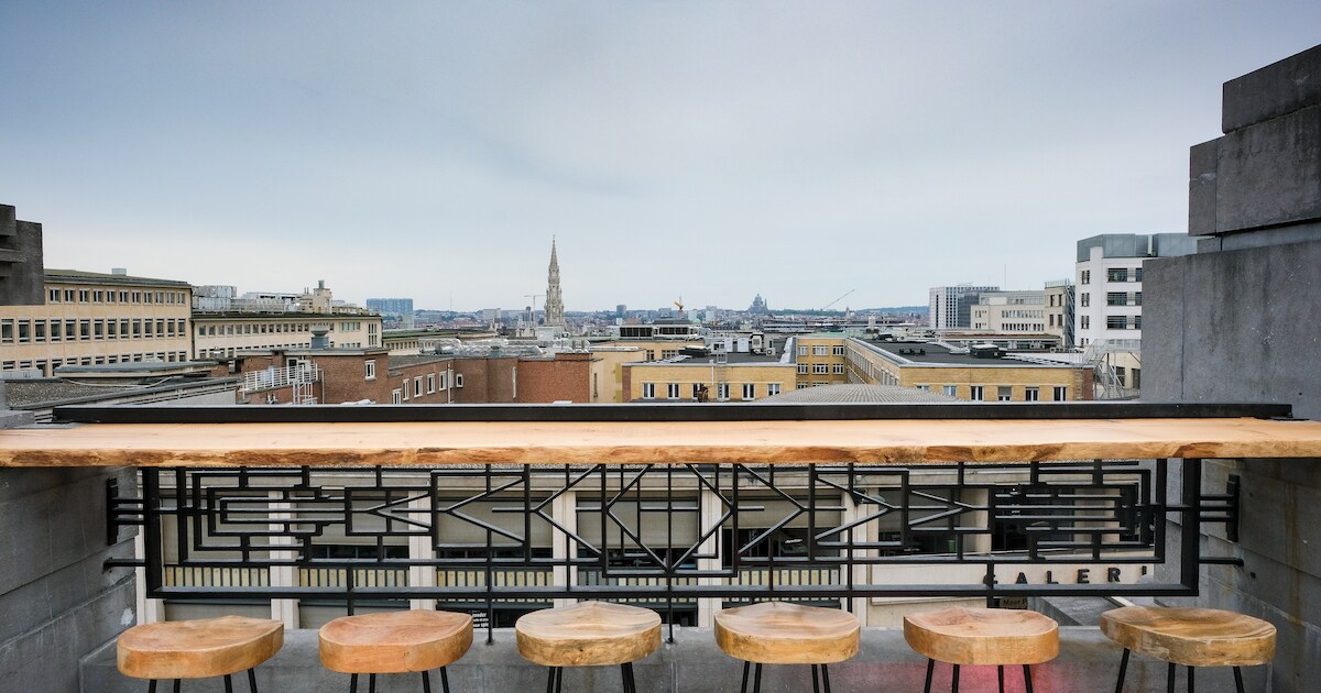 Kunstinstallatie, mistdouches en lezingen: Bozar lanceert nieuwe ...