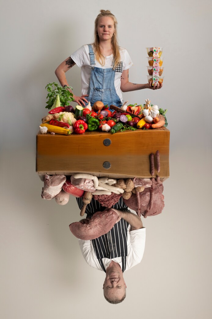 Caroline en Auriane doen het radicaal anders: van een slagersfamilie ...