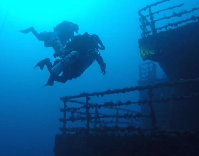 Belgische (35) in levensgevaar na duik naar grootste gezonken wrak ter wereld | Nieuws | hln.be