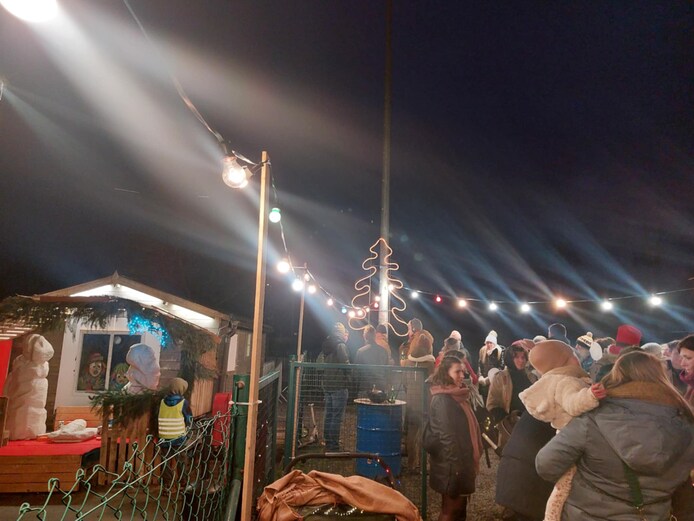 Kerststallentocht in Baasrode zorgt opnieuw voor heel wat volk ...