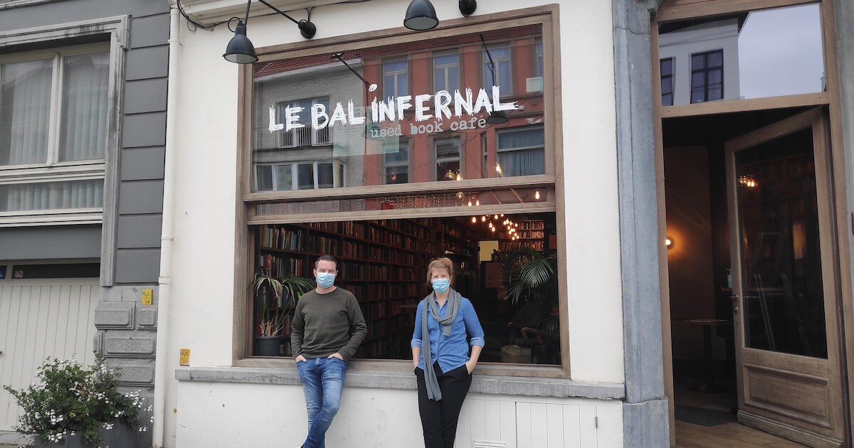 Café aan Vrijdagmarkt op zoek naar verhalen over 15 maanden ...