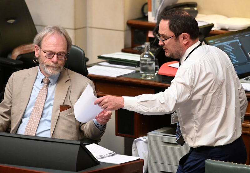 Kamerdebat over pensioenhervorming kort na middernacht tijdelijk ...