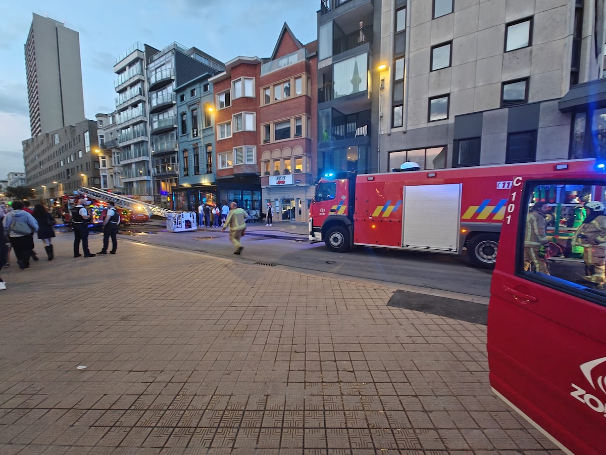 Brand in restaurant Smowk in Oostende slaat over naar ...