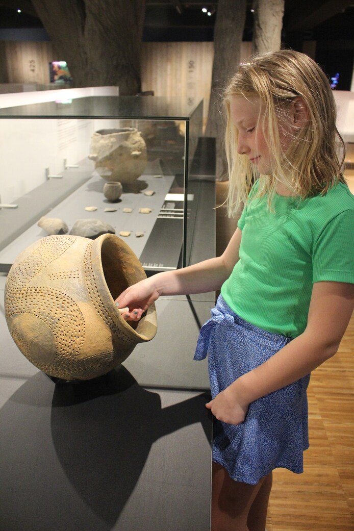 Jongste bezoekers ontdekken in Gallo-Romeins Museum wat voorouders aten ...