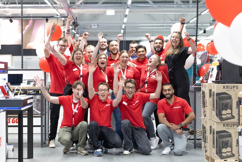 MediaMarkt opent in Waregem met feestweek vol kortingen en animatie: “Perfecte locatie tussen ...
