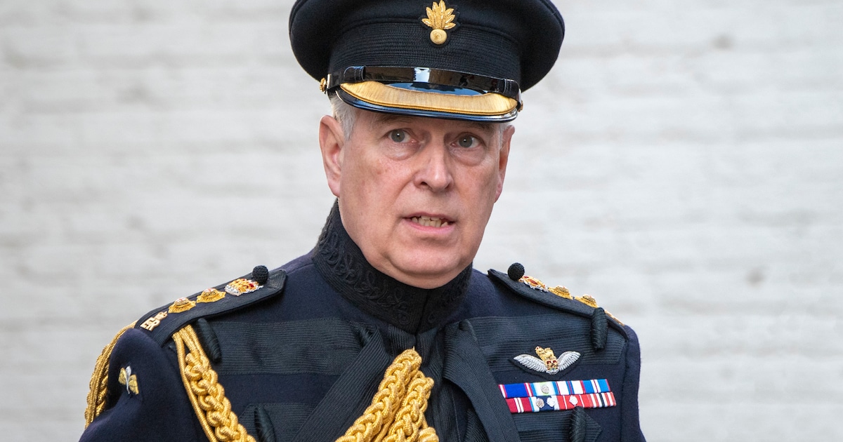 Prins Andrew aangegeven bij politie voor gebruik van valse naam in ...