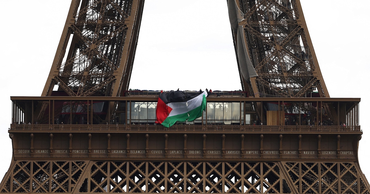 Grote Palestijnse vlag op Eiffeltoren: zes actievoerders Extinction ...
