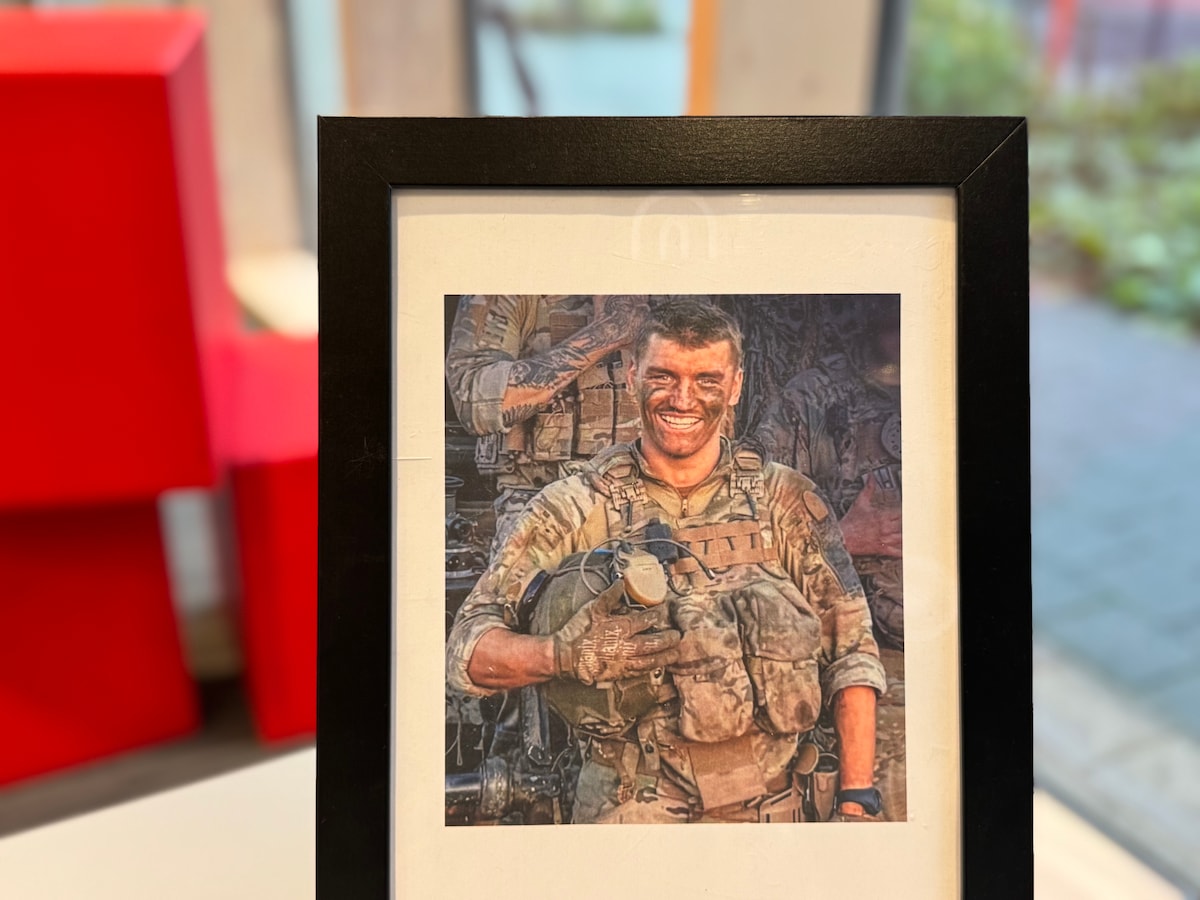 “Laten voelen dat ze niet alleen zijn”: inwoners leven mee met familie en vrienden van gestorven ...