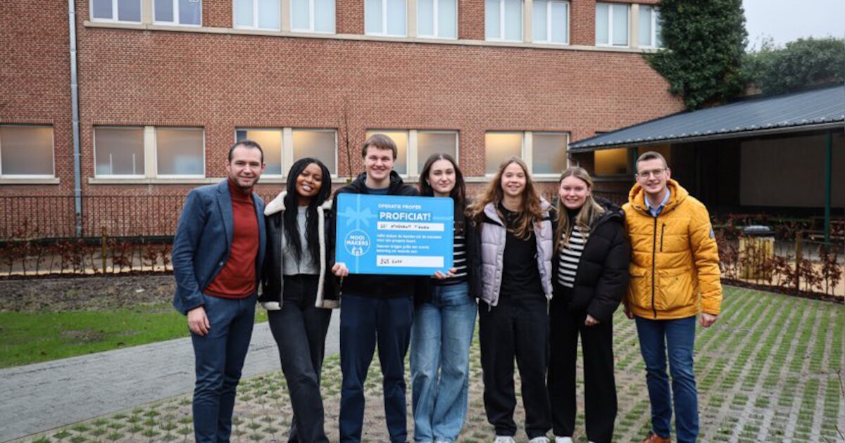 Speelplaats GO! atheneum Tienen verandert in een groene oase | Tienen | HLN.be