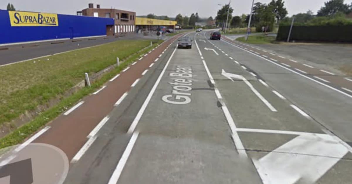 Gasleiding geraakt bij werken in Lievegem: N9 ter hoogte van Lovendegem ...